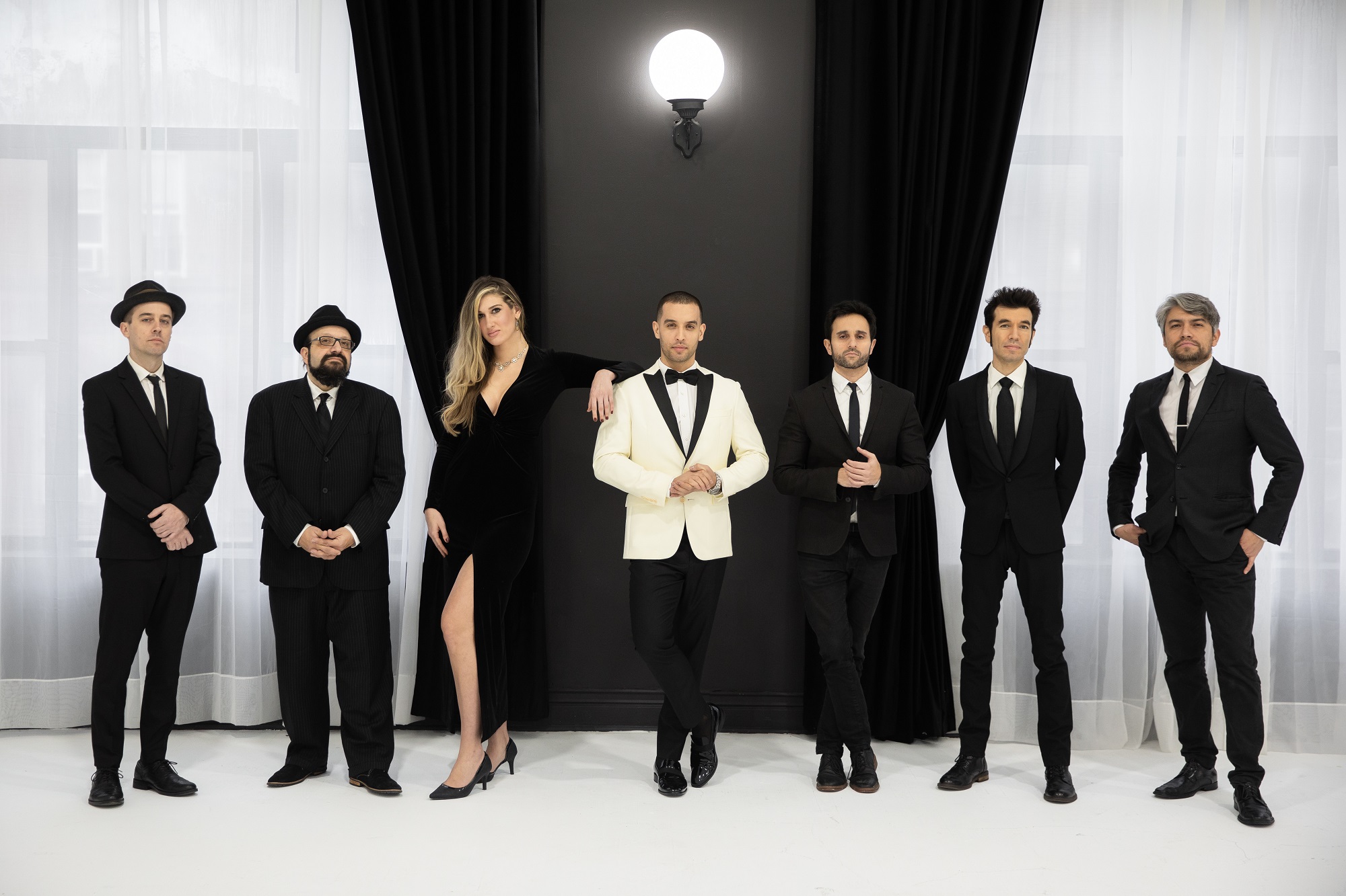 Experience the Magic of DLE Event Group: Uniting DJ Beats and Live ...