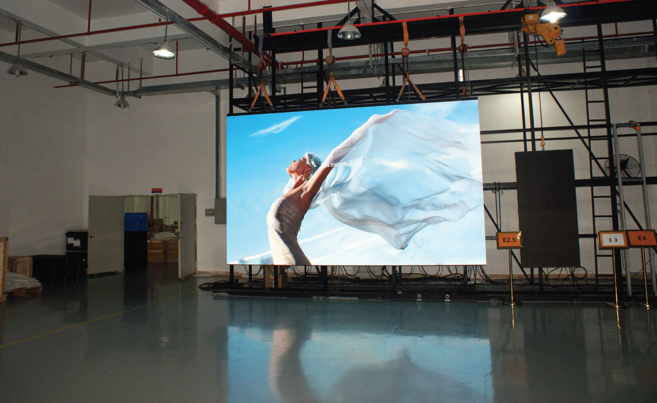 Your Definitive Guide to Selecting the Perfect Indoor LED Displays