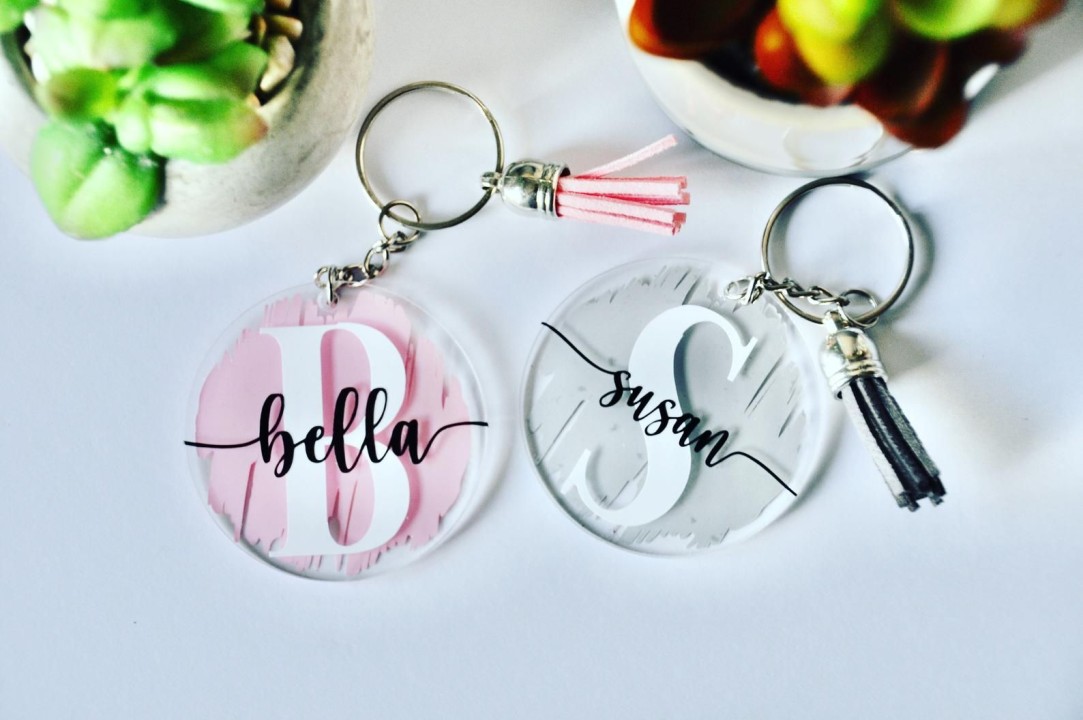 Acrylic Keychains: Adding Color and Personality to Your Accessories ...