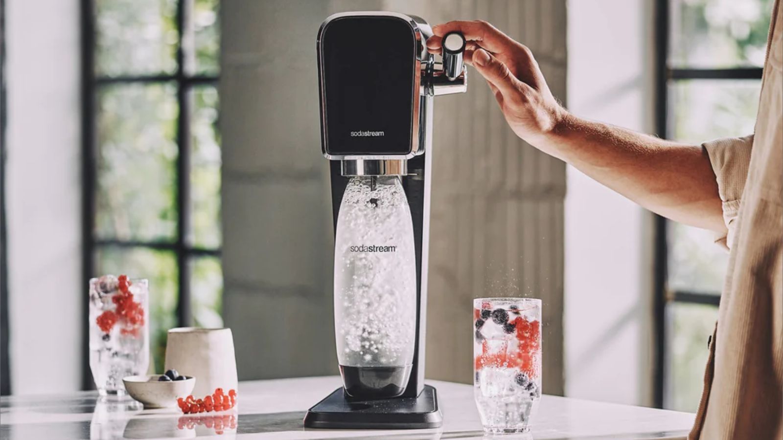 How Does a Home Soda Maker Work? - INSCMagazine