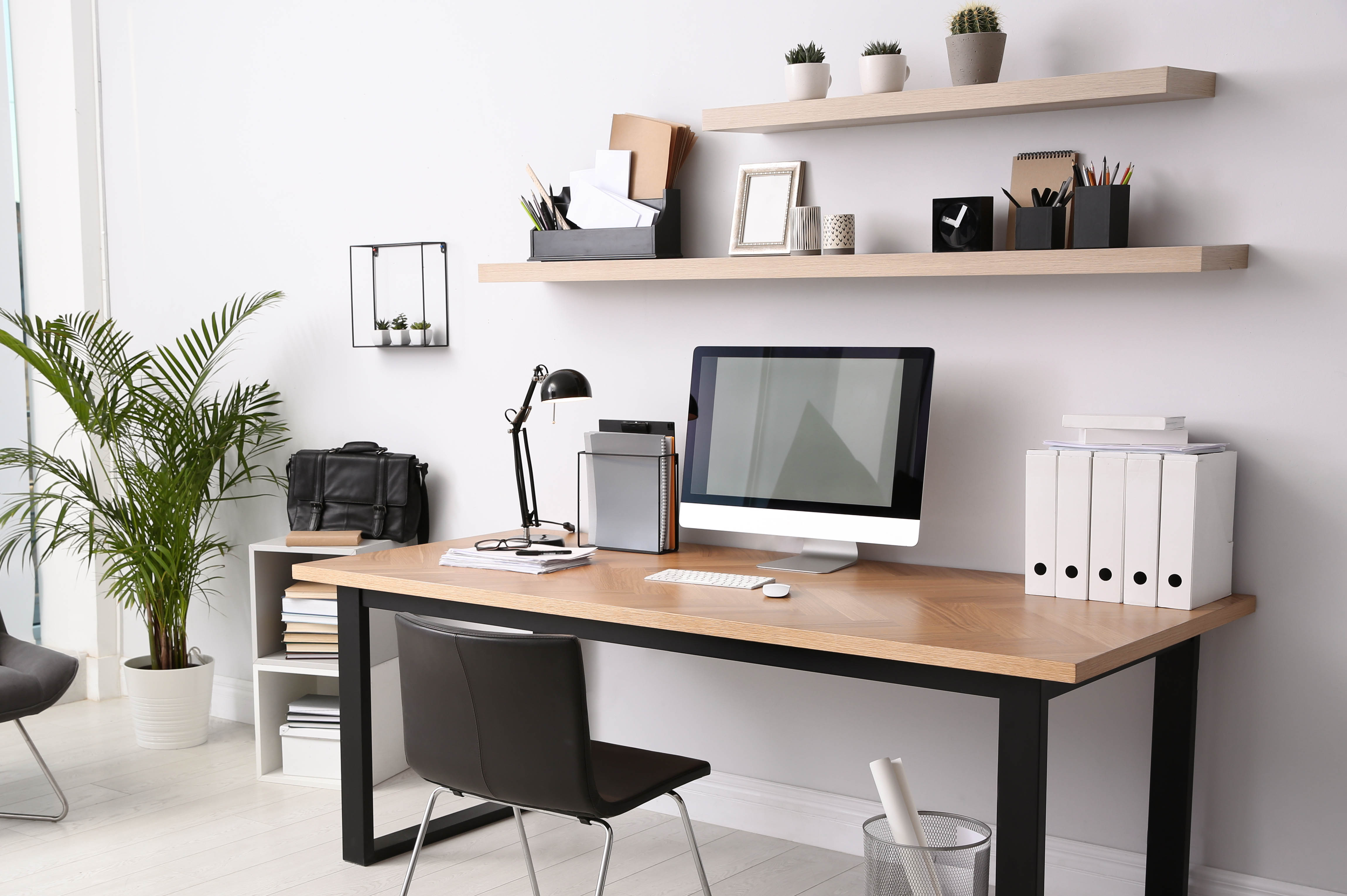 Elevate Your Workspace: Finding the Perfect Desk - INSCMagazine