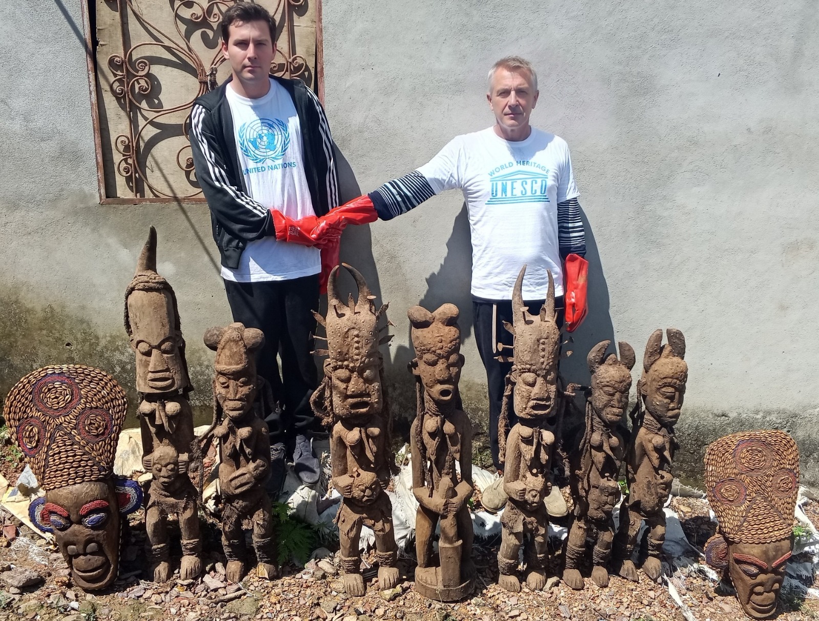 Nwivoen Mbzien: The Historic 17th-Century African Art Collection Valued ...