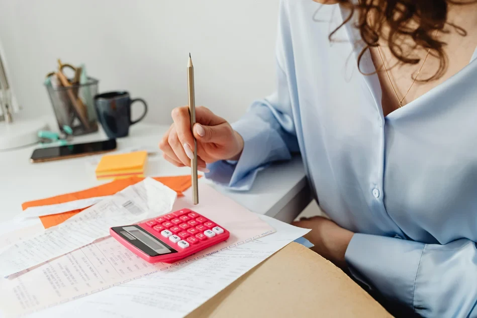 What Is the Average Cost of Manual Invoice Processing? - INSCMagazine
